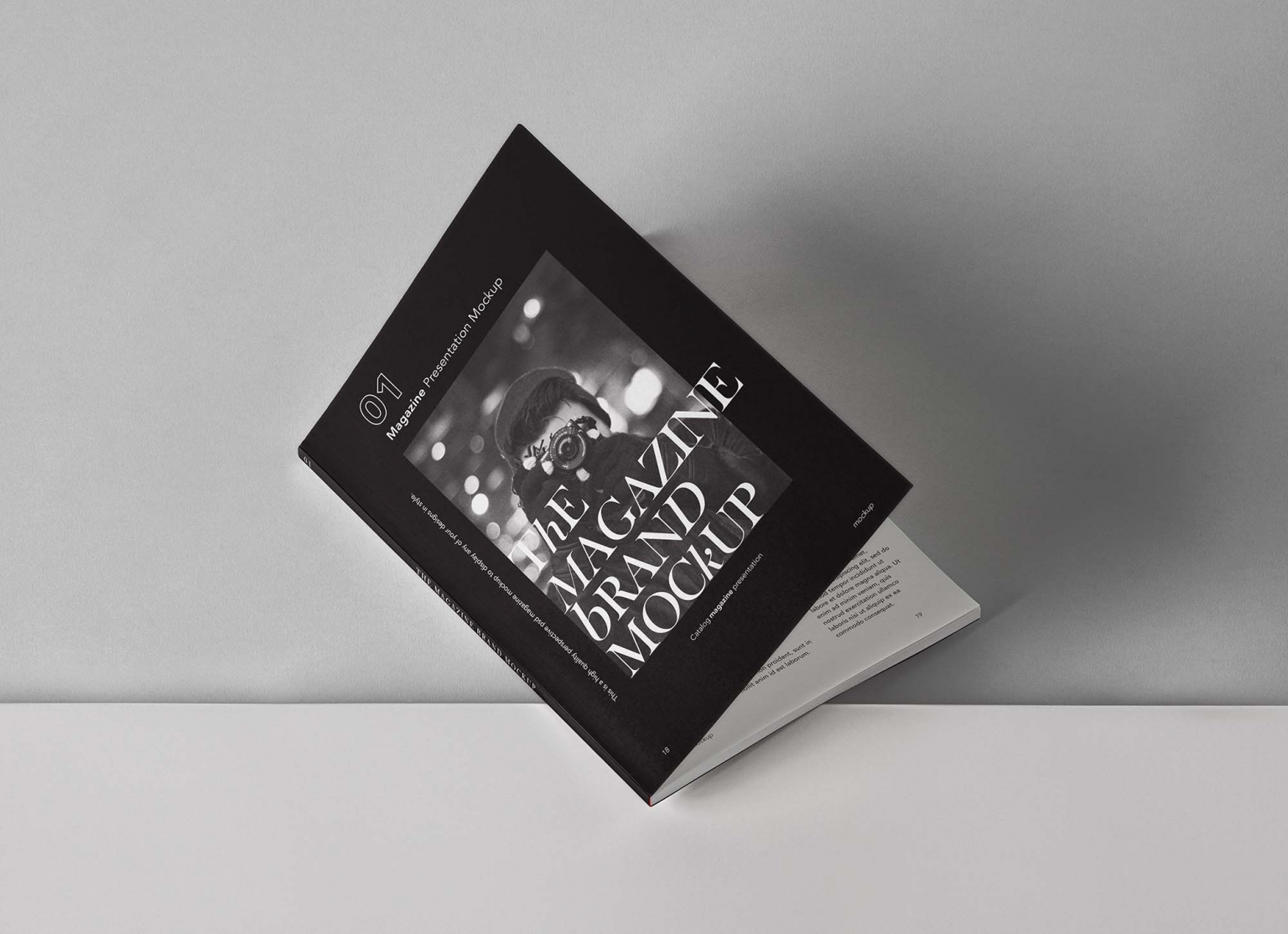 Mockup de revista de catálogo Grátis - Criativo.Design