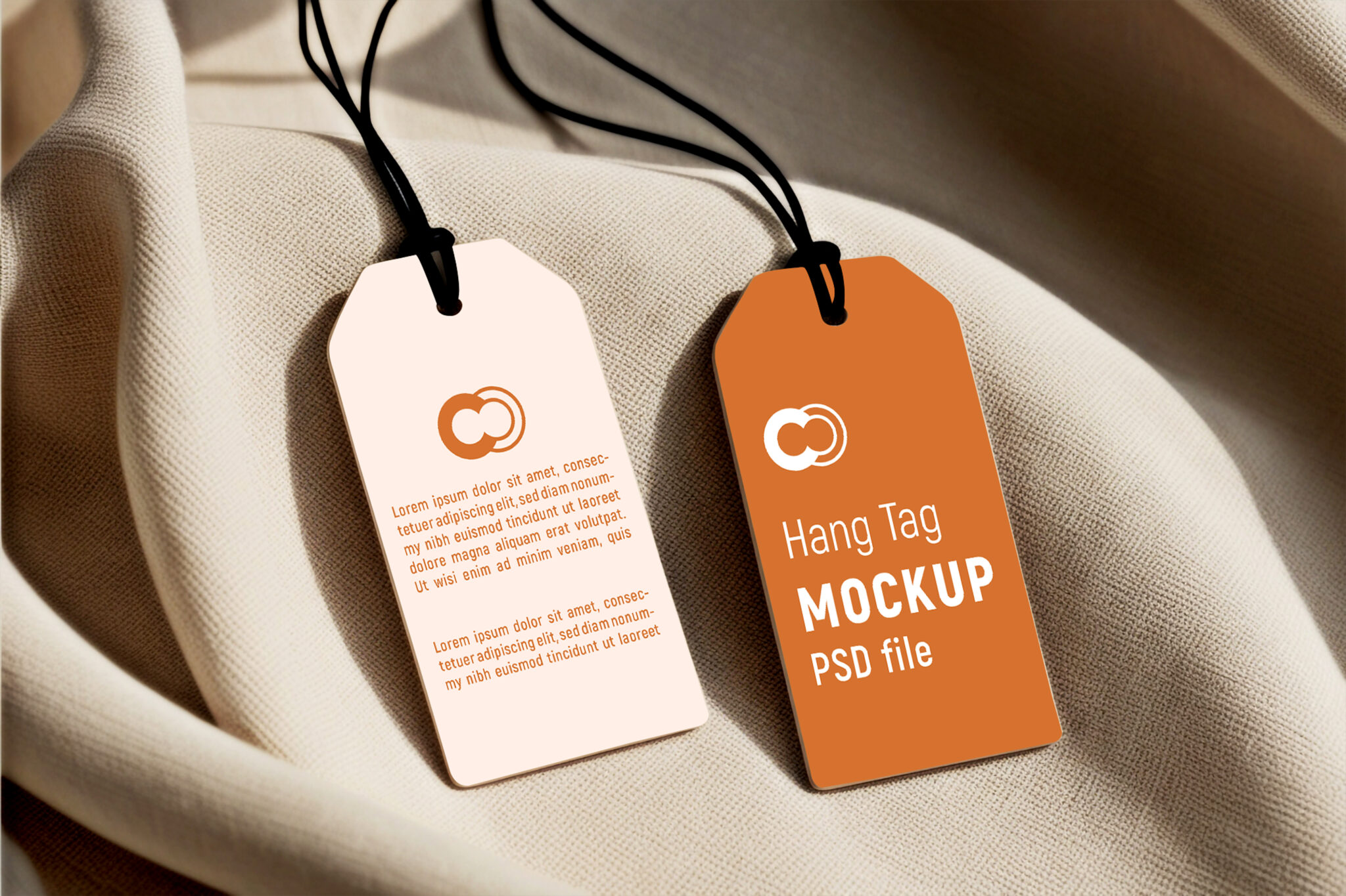 Mockup de Etiquetas com Cordão Grátis - Criativo.Design